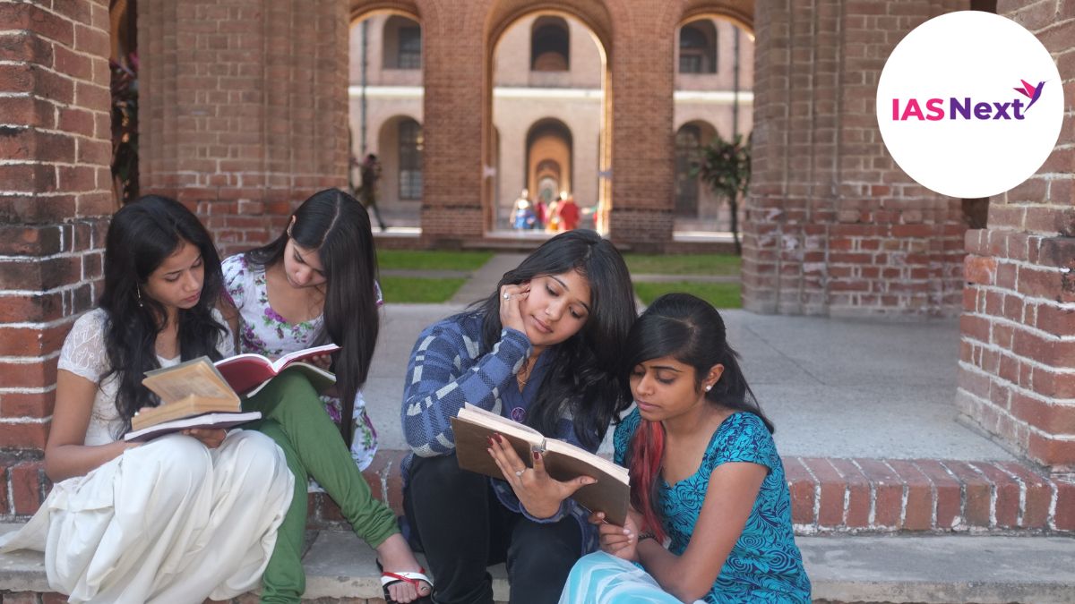How Can Students Prepare For IAS Exam along with College